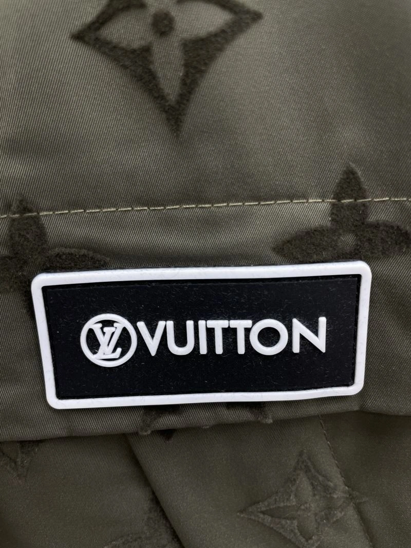 Official Louis Vuitton Outwear