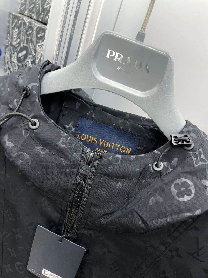 High accuracy Louis Vuitton Outwear