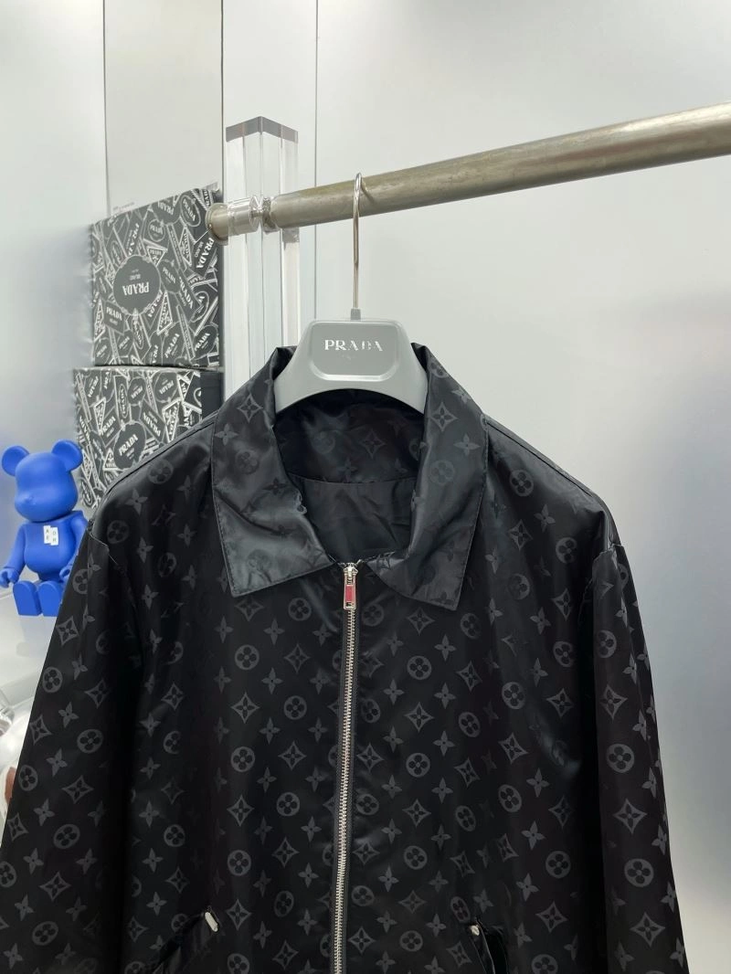 Exact replica Louis Vuitton Outwear