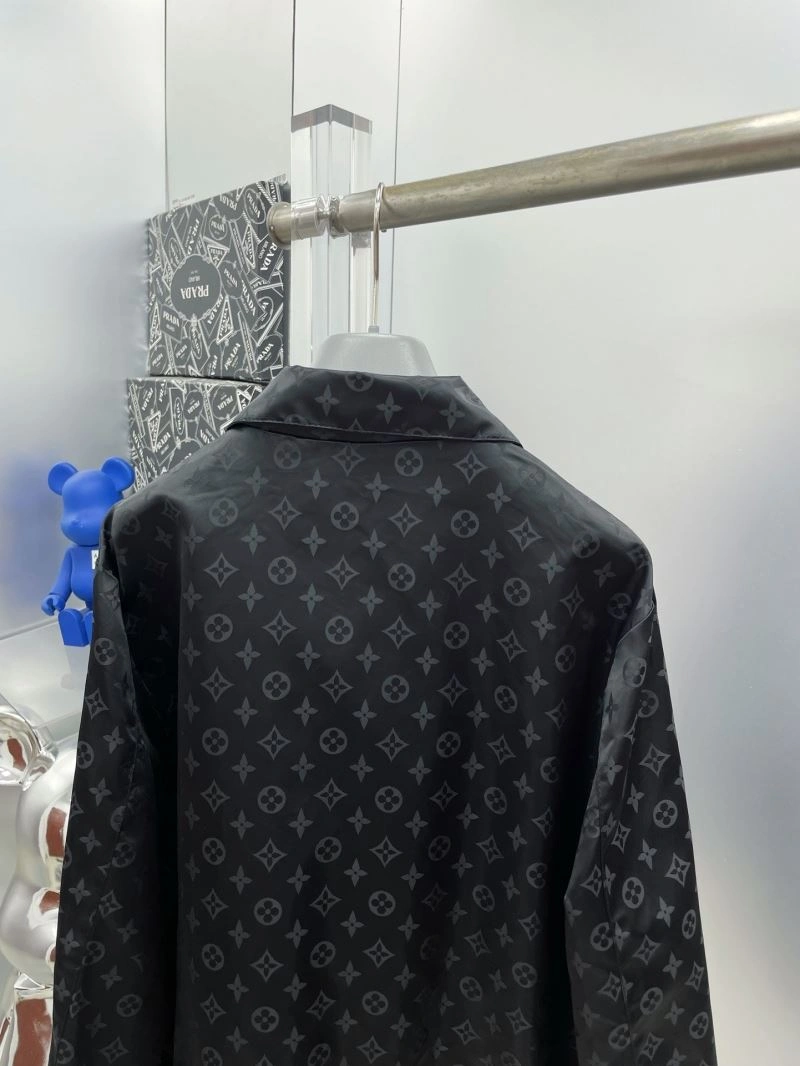 Exact replica Louis Vuitton Outwear