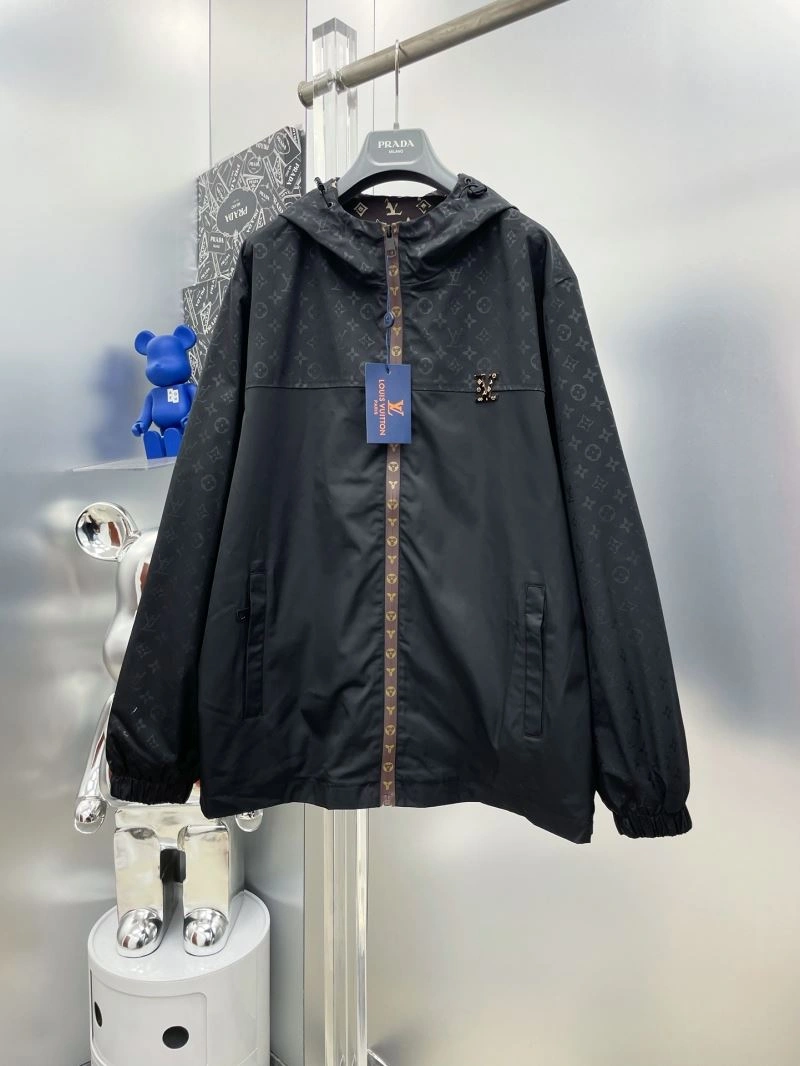 Louis Vuitton Outwear
