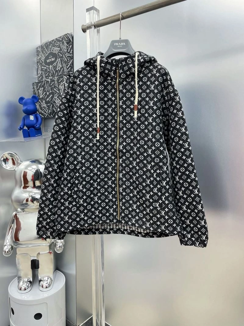 Louis Vuitton Outwear