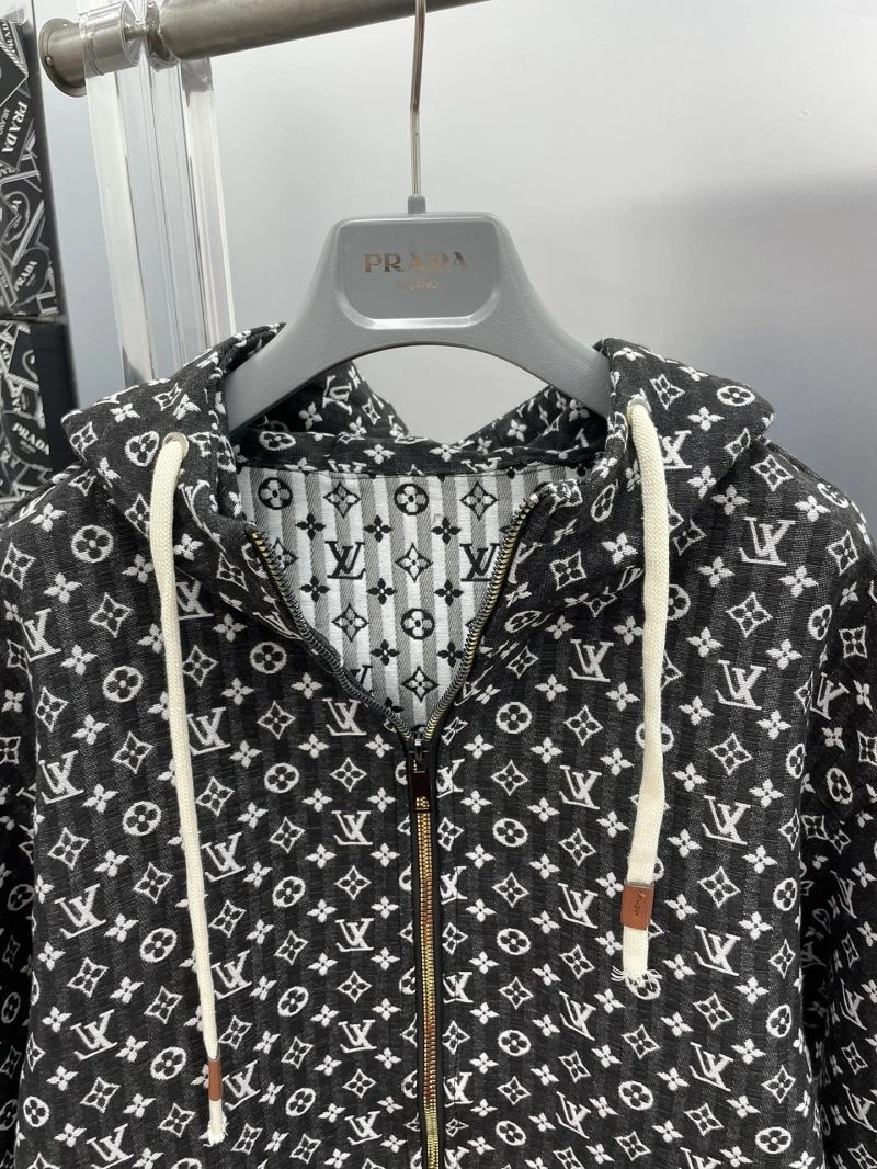 Official Louis Vuitton Outwear