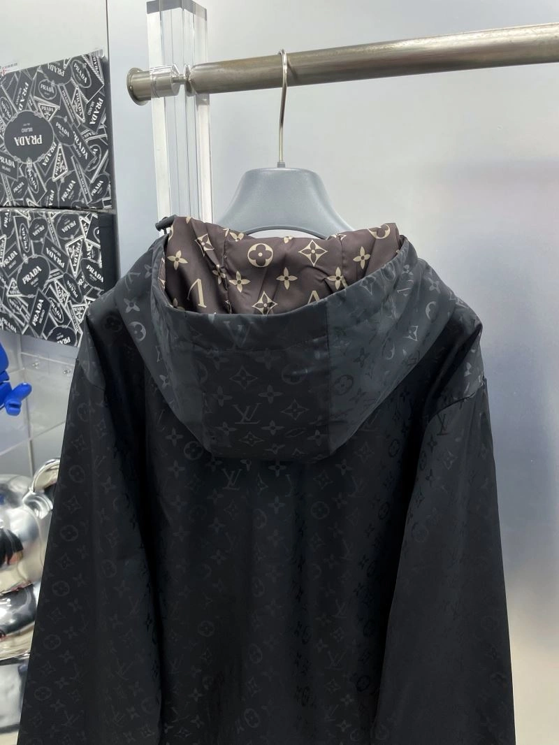 Real Louis Vuitton Outwear
