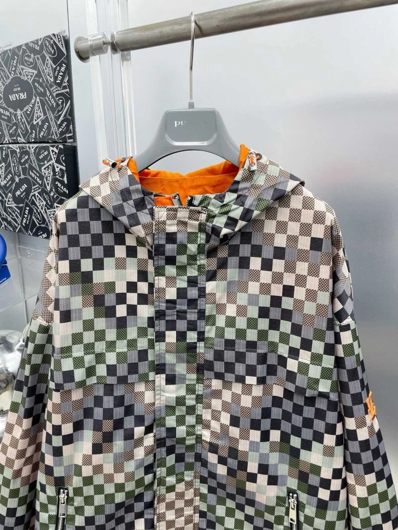 Real Louis Vuitton Outwear