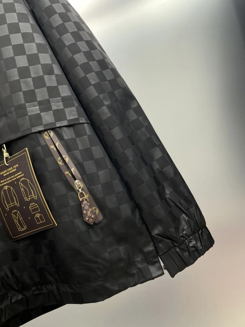 Real Louis Vuitton Outwear