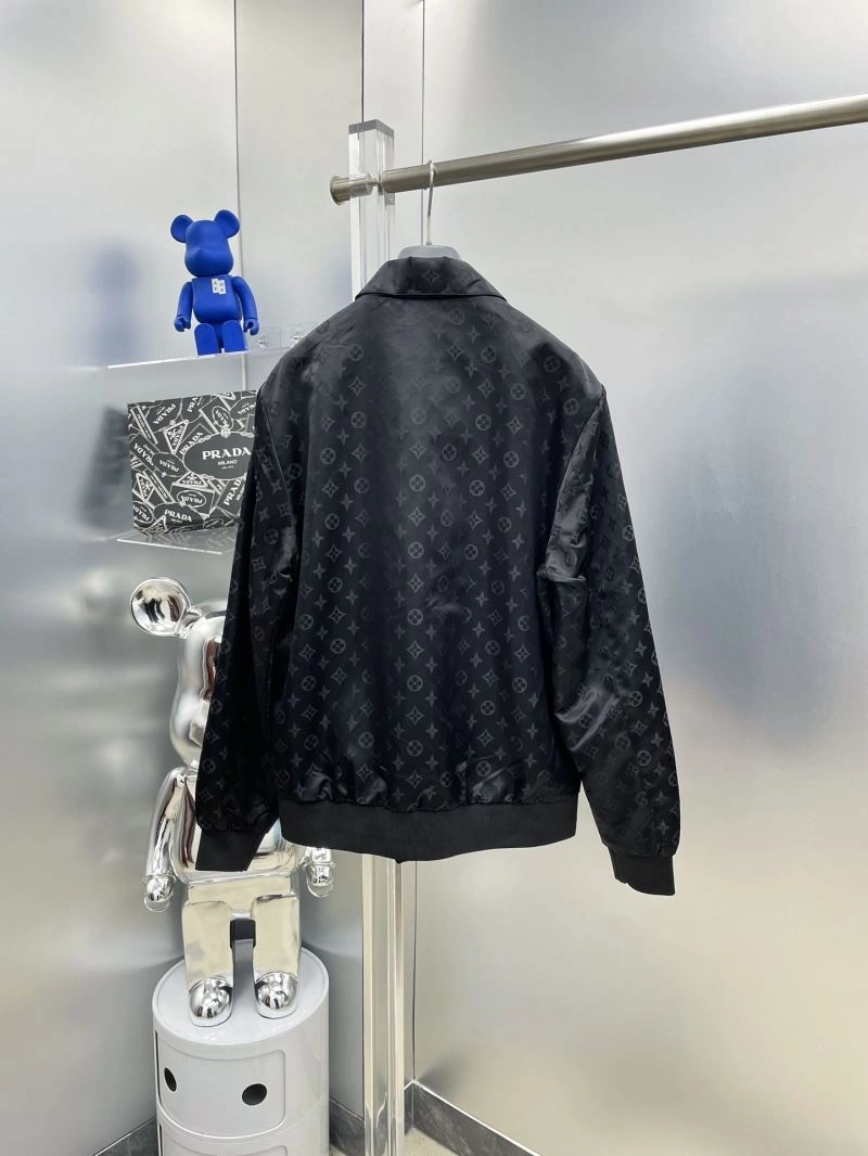 Exact replica Louis Vuitton Outwear