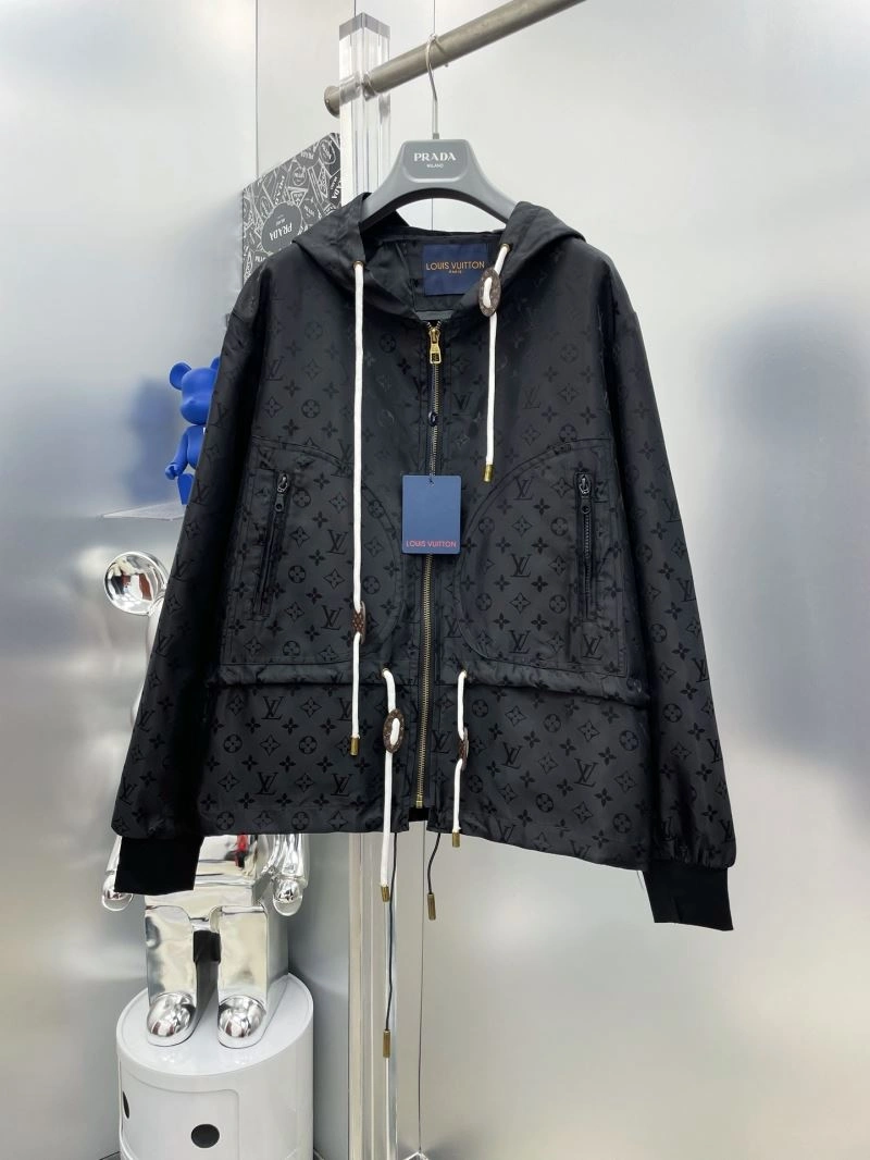 Louis Vuitton Outwear