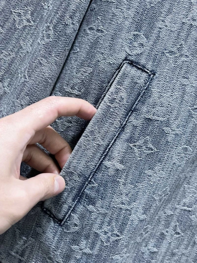 Real Louis Vuitton Outwear
