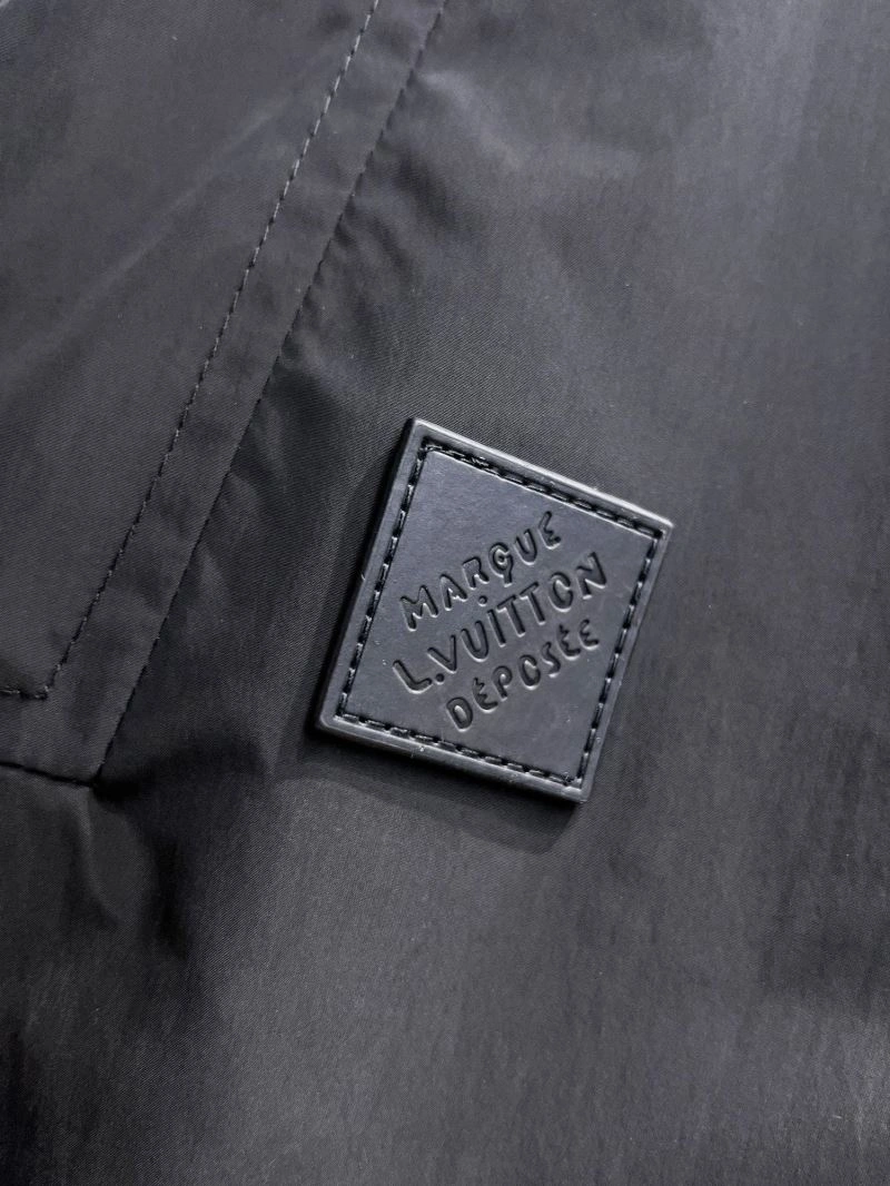 Accurate model Louis Vuitton Outwear