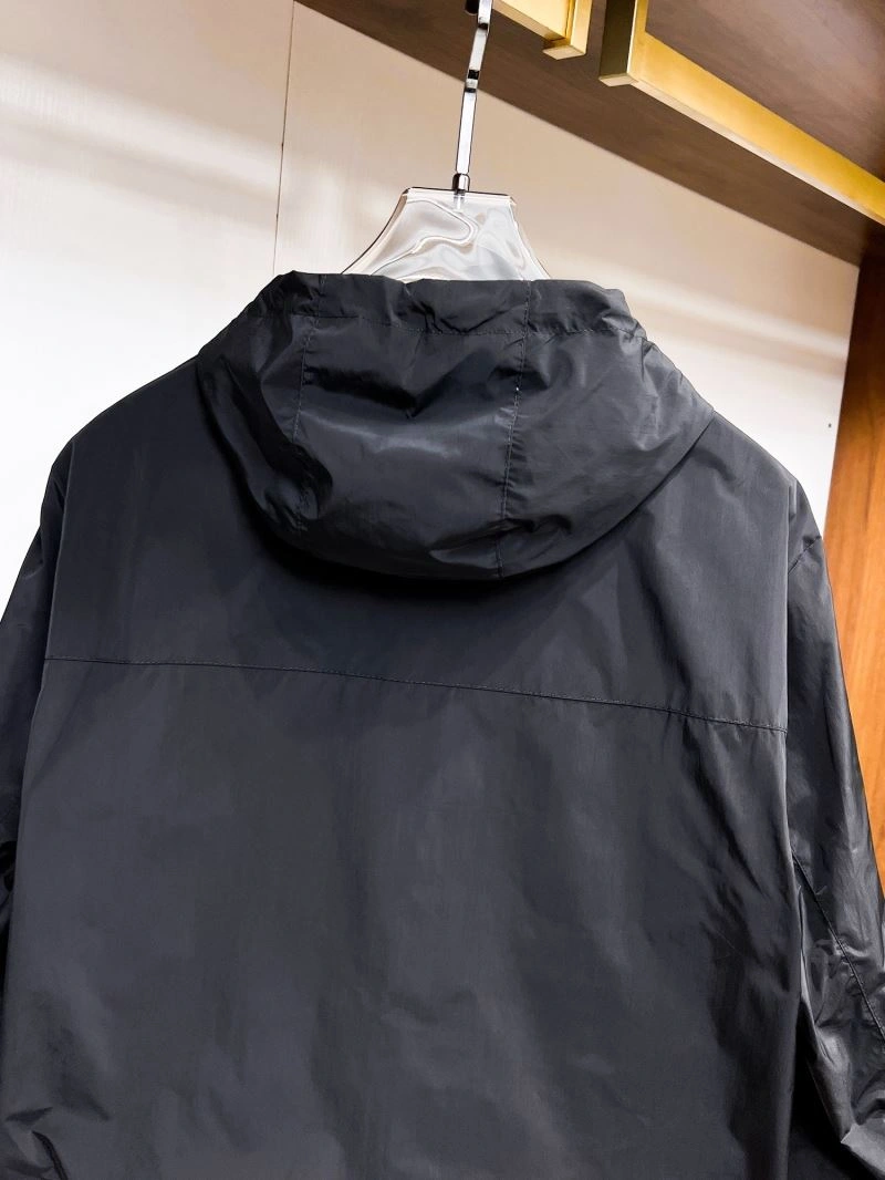 Accurate model Louis Vuitton Outwear
