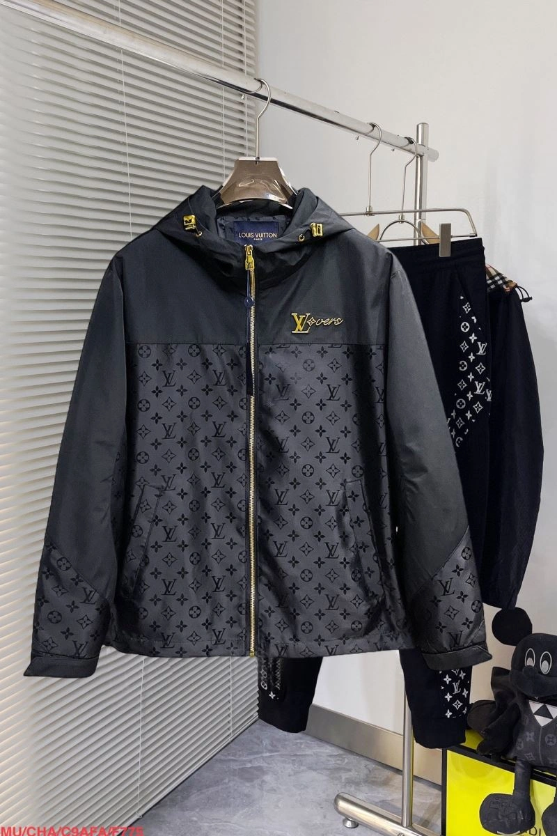Louis Vuitton Outwear