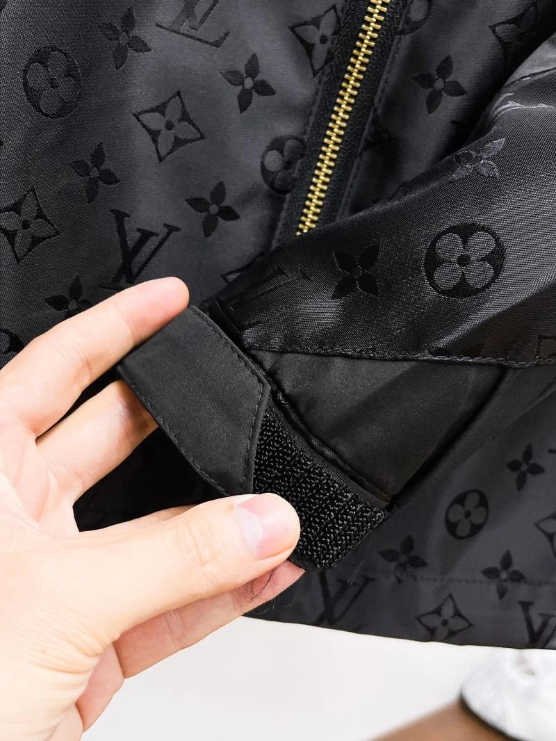 High accuracy Louis Vuitton Outwear