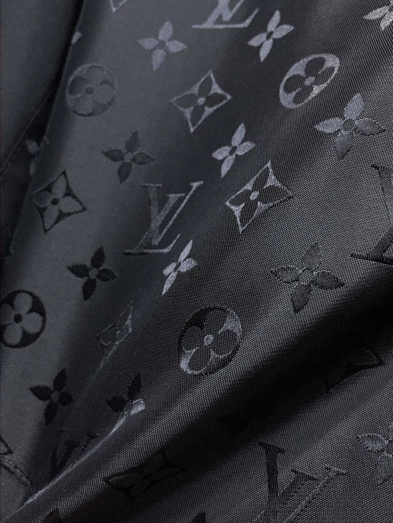 High accuracy Louis Vuitton Outwear