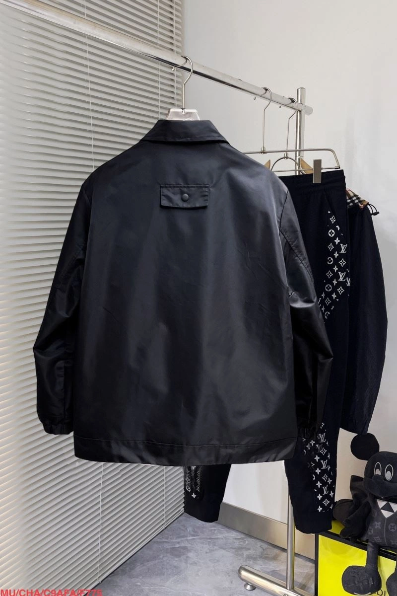 Low-cost Louis Vuitton Outwear
