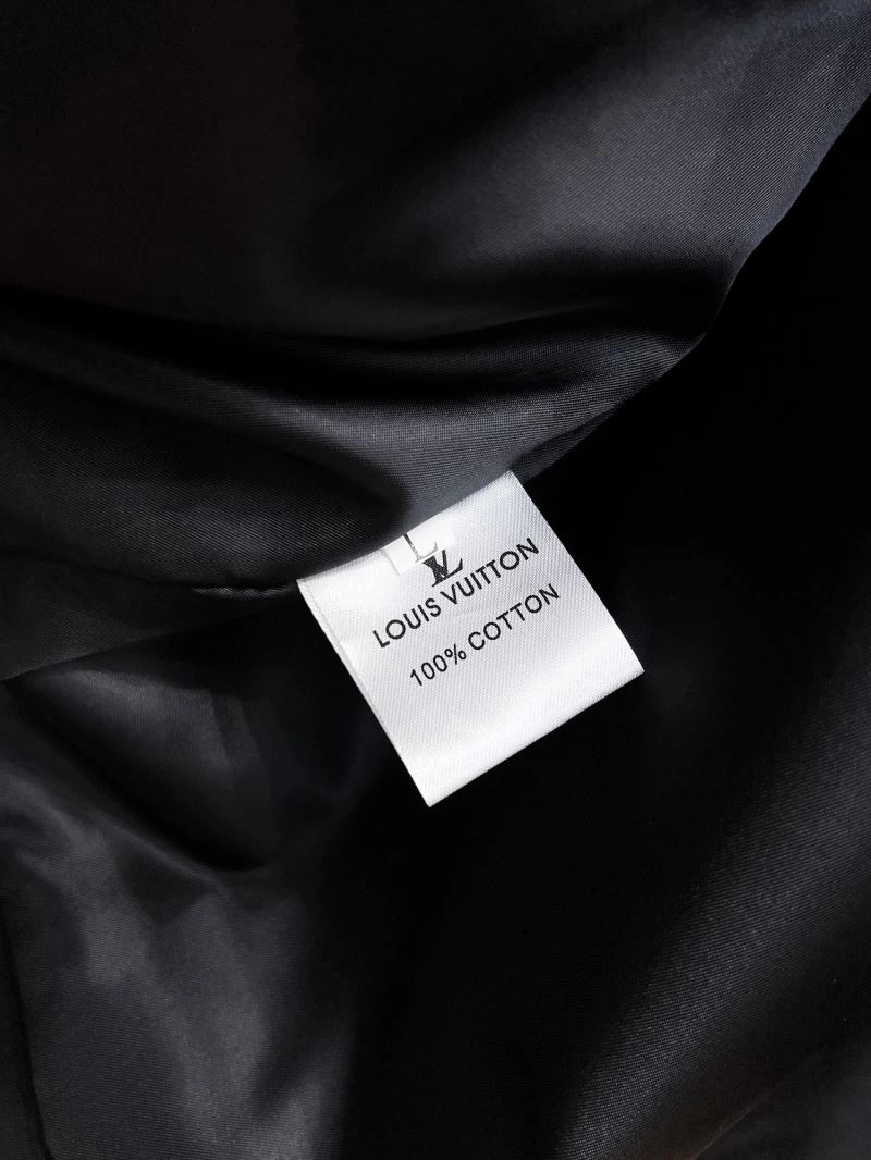 Low-cost Louis Vuitton Outwear