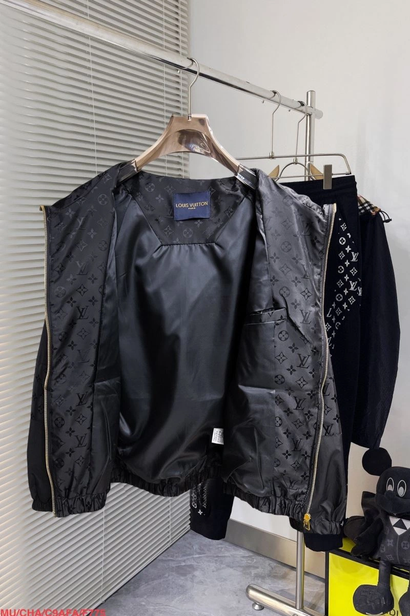 Perfect replica Louis Vuitton Outwear