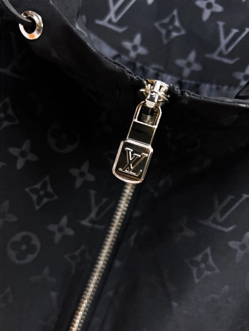 High fidelity Louis Vuitton Outwear