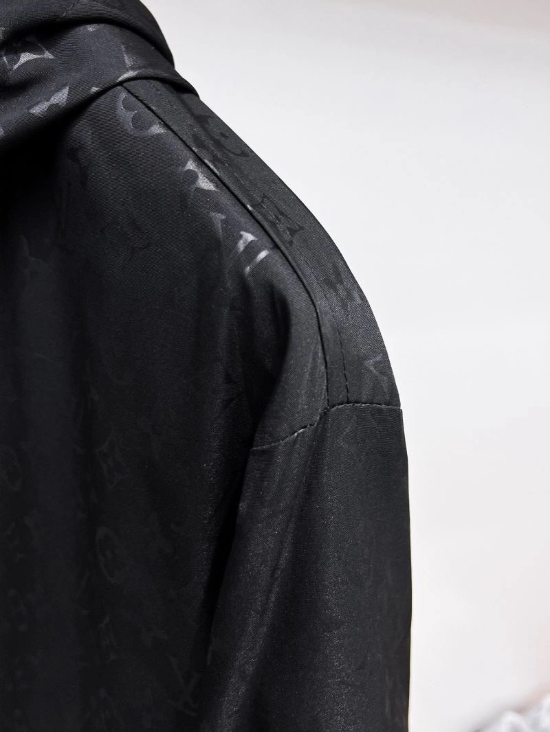 High fidelity Louis Vuitton Outwear