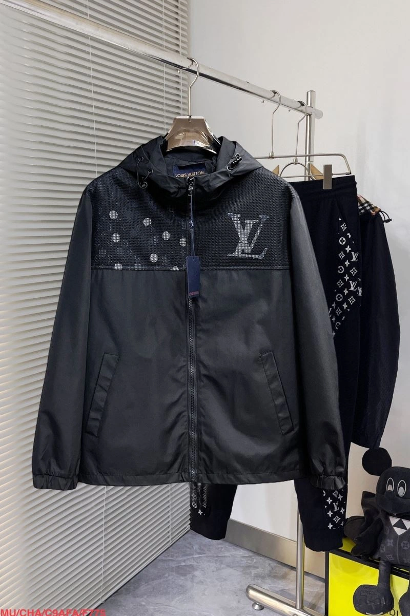 Louis Vuitton Outwear