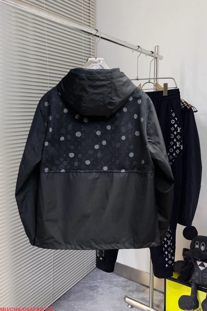 Exact replica Louis Vuitton Outwear