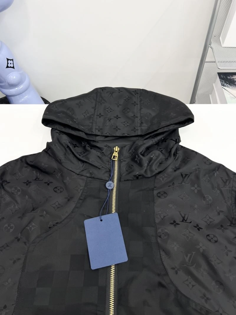 High accuracy Louis Vuitton Outwear