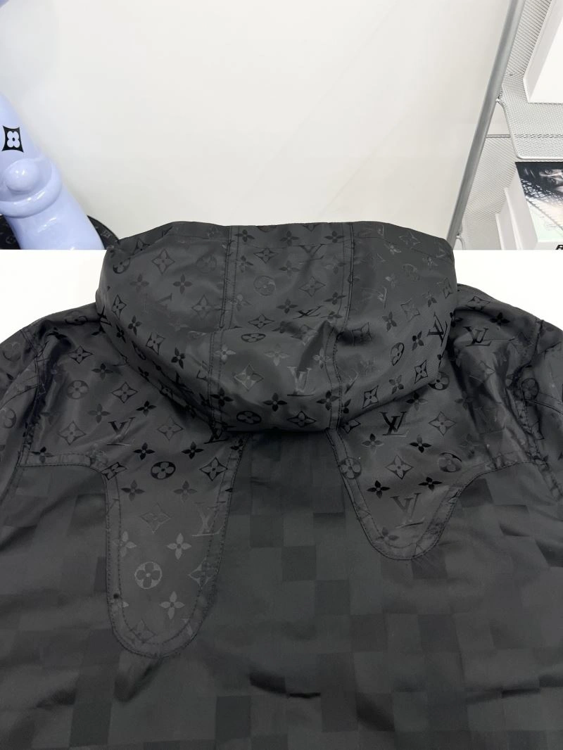 High accuracy Louis Vuitton Outwear