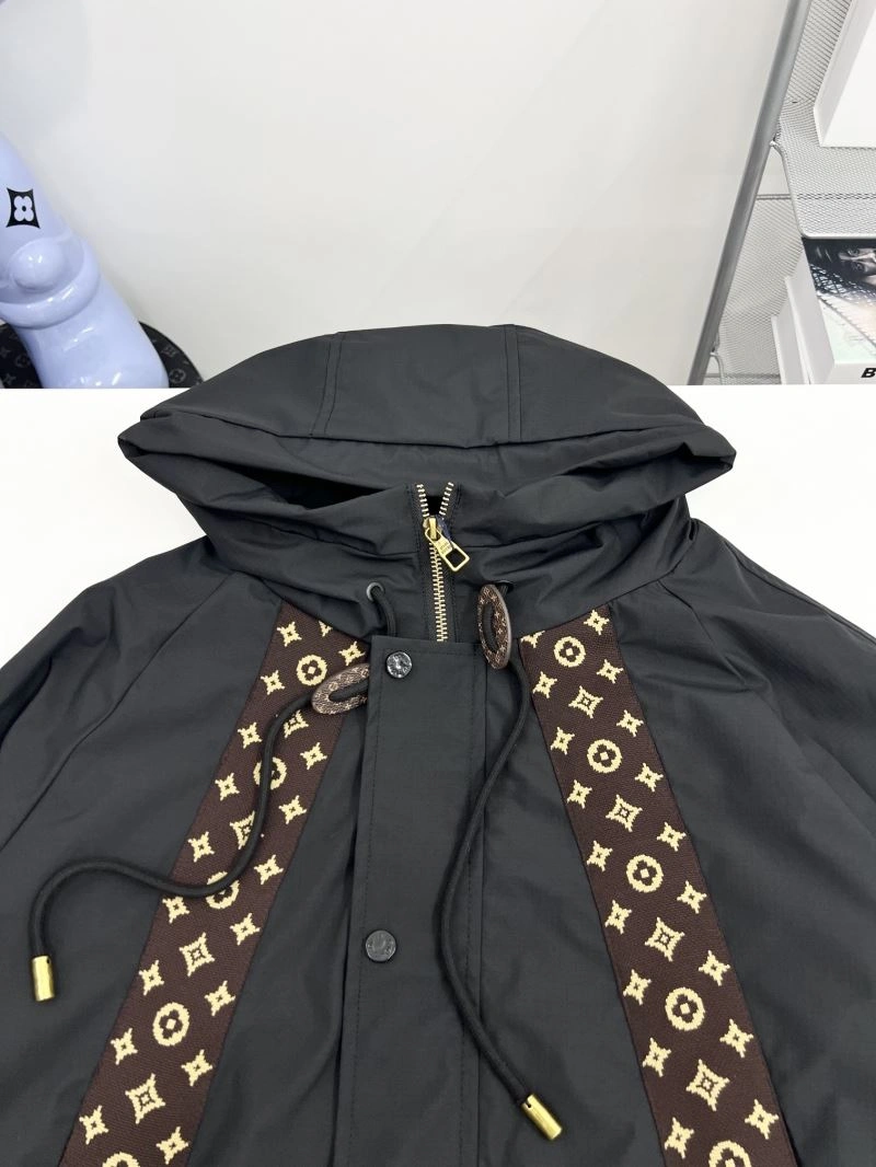 Real Louis Vuitton Outwear