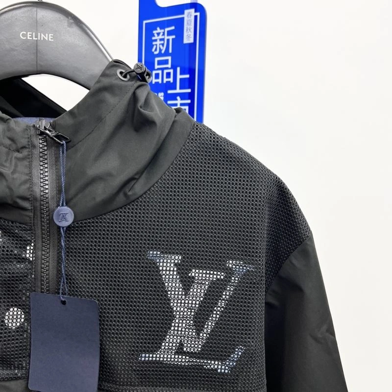 Bargain Louis Vuitton Outwear