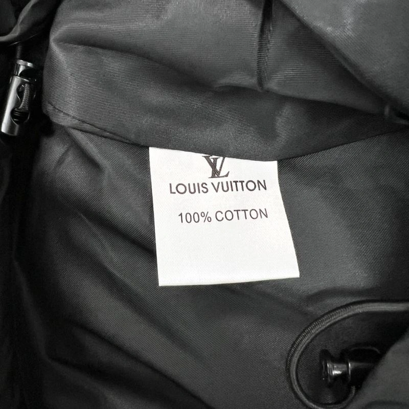 Bargain Louis Vuitton Outwear