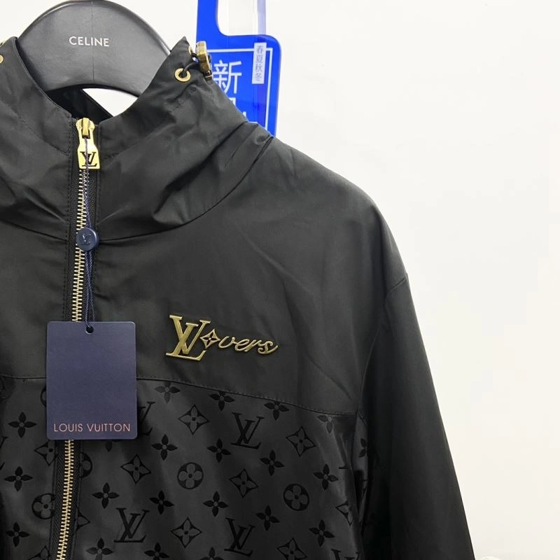 Inexpensive Louis Vuitton Outwear