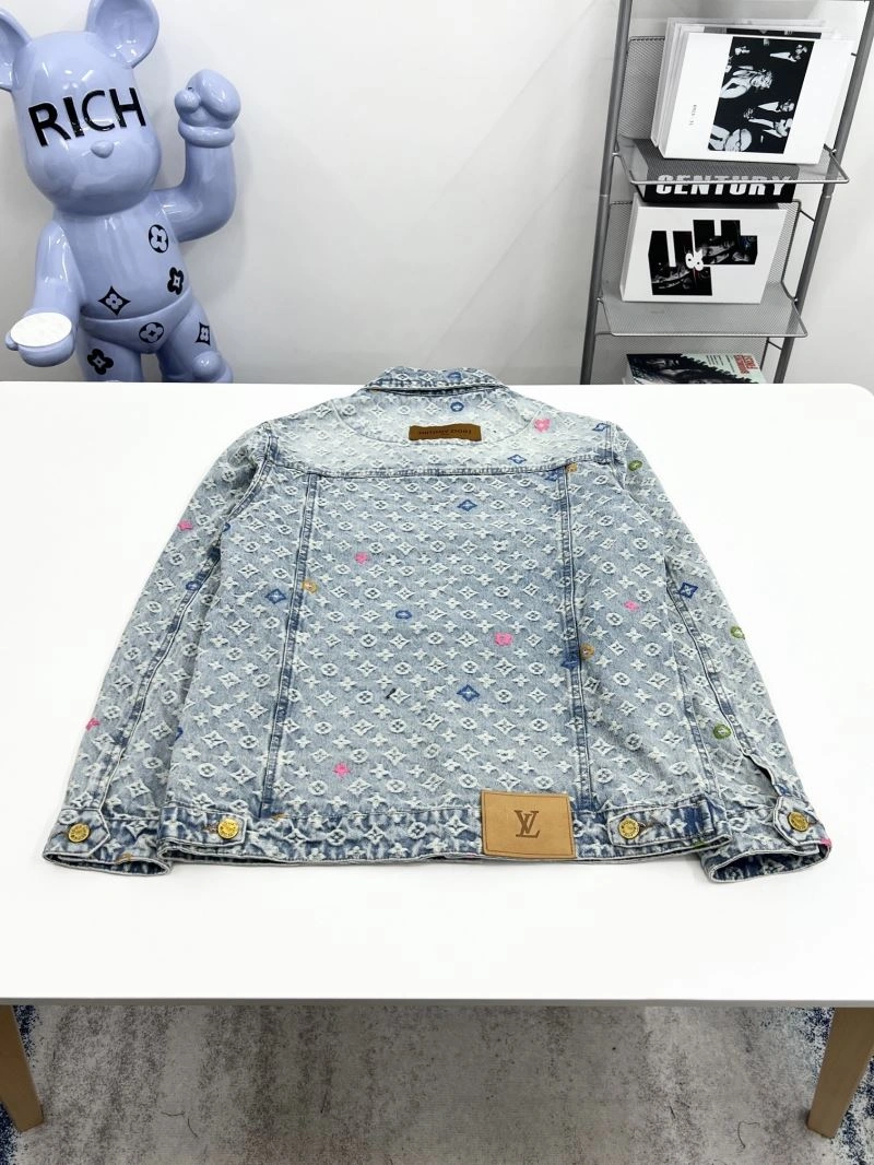 Inexpensive Louis Vuitton Outwear