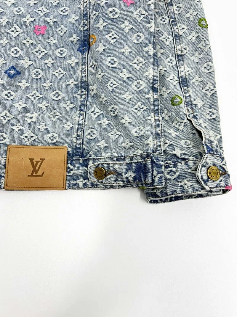 Inexpensive Louis Vuitton Outwear