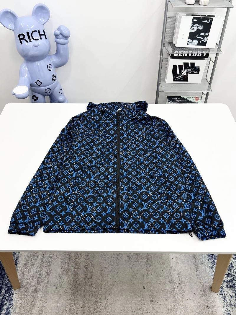 High accuracy Louis Vuitton Outwear