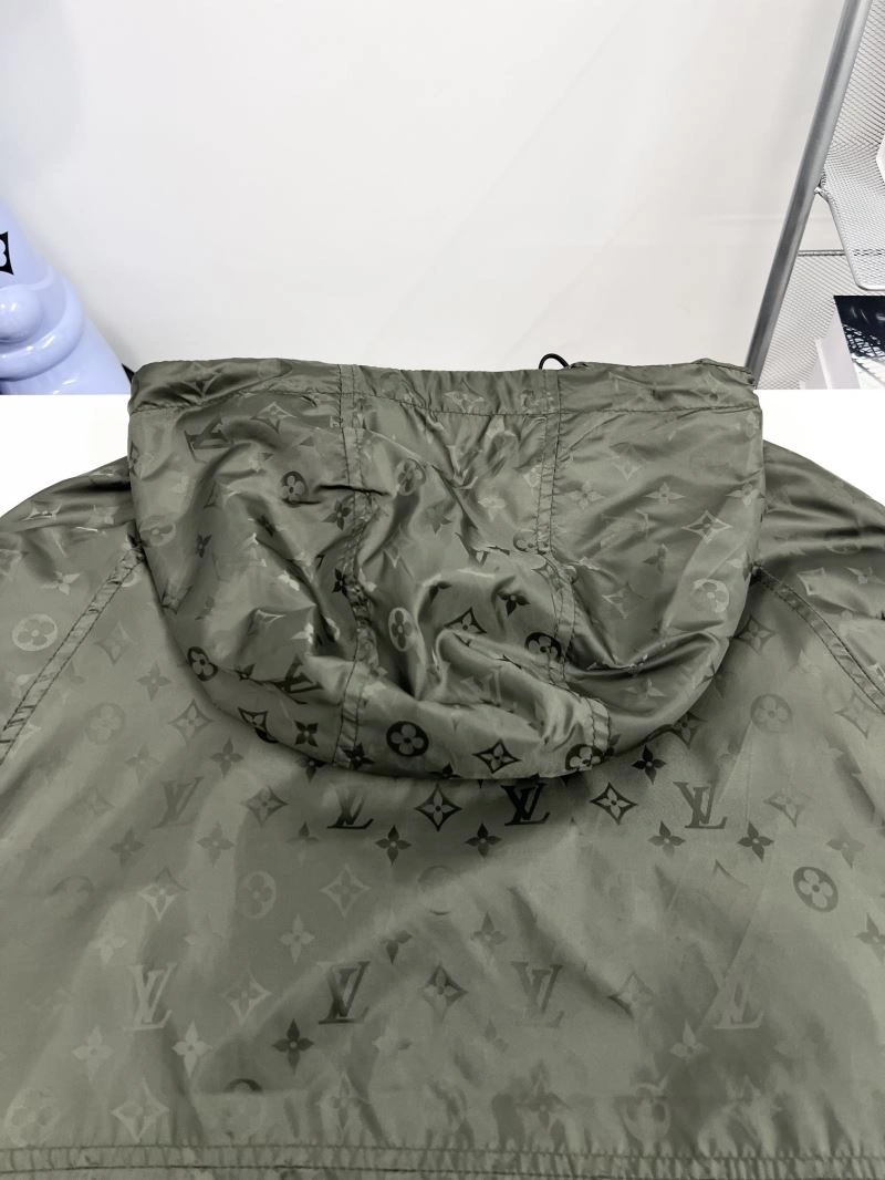 High accuracy Louis Vuitton Outwear