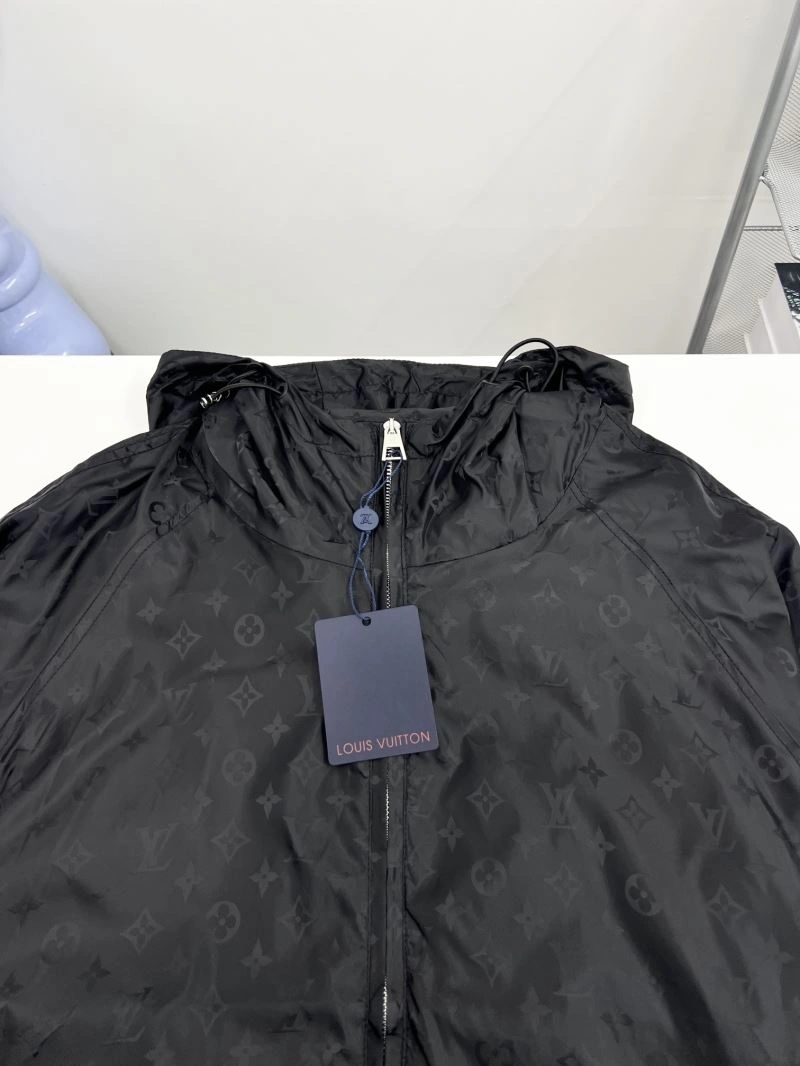 Exact replica Louis Vuitton Outwear