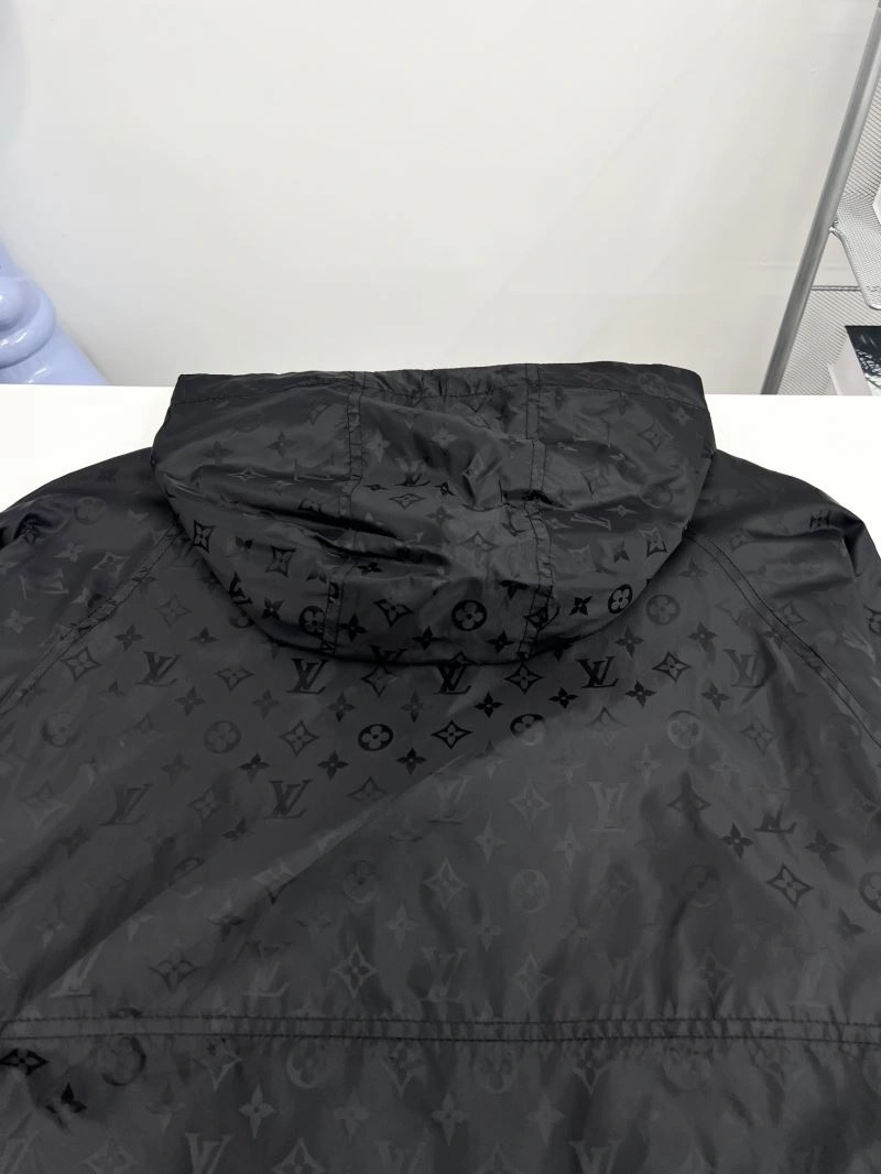 Exact replica Louis Vuitton Outwear