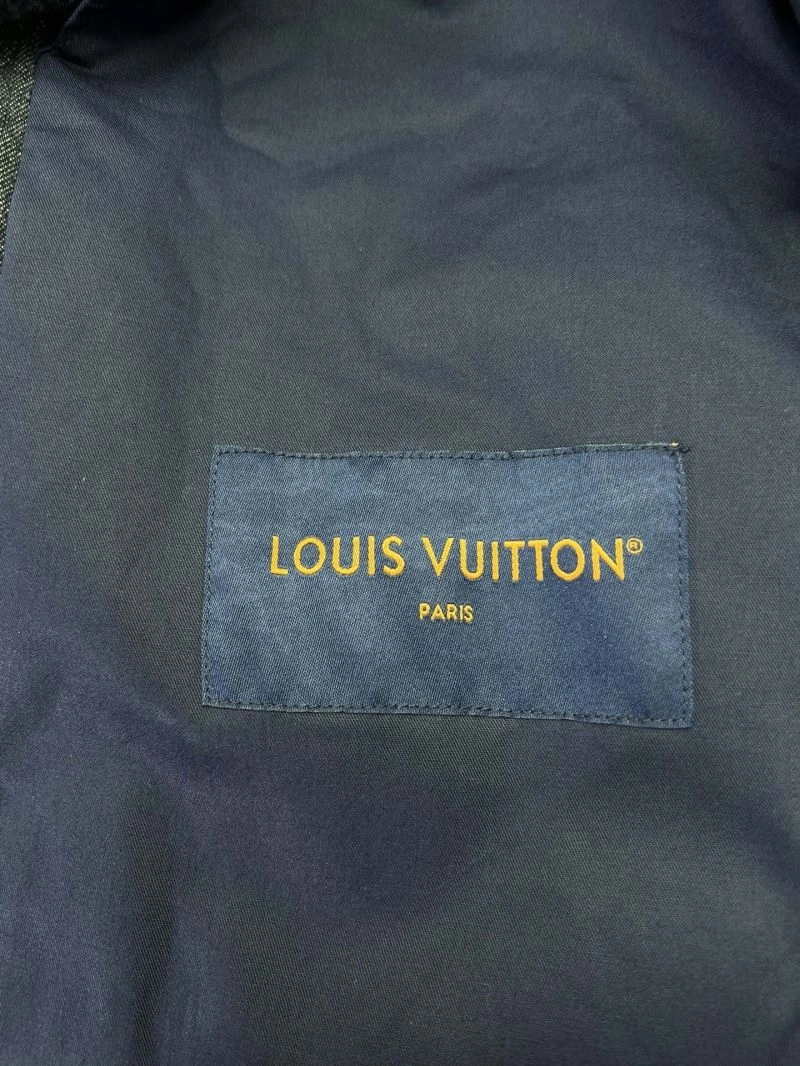Official Louis Vuitton Outwear