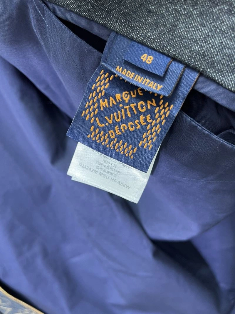 Official Louis Vuitton Outwear