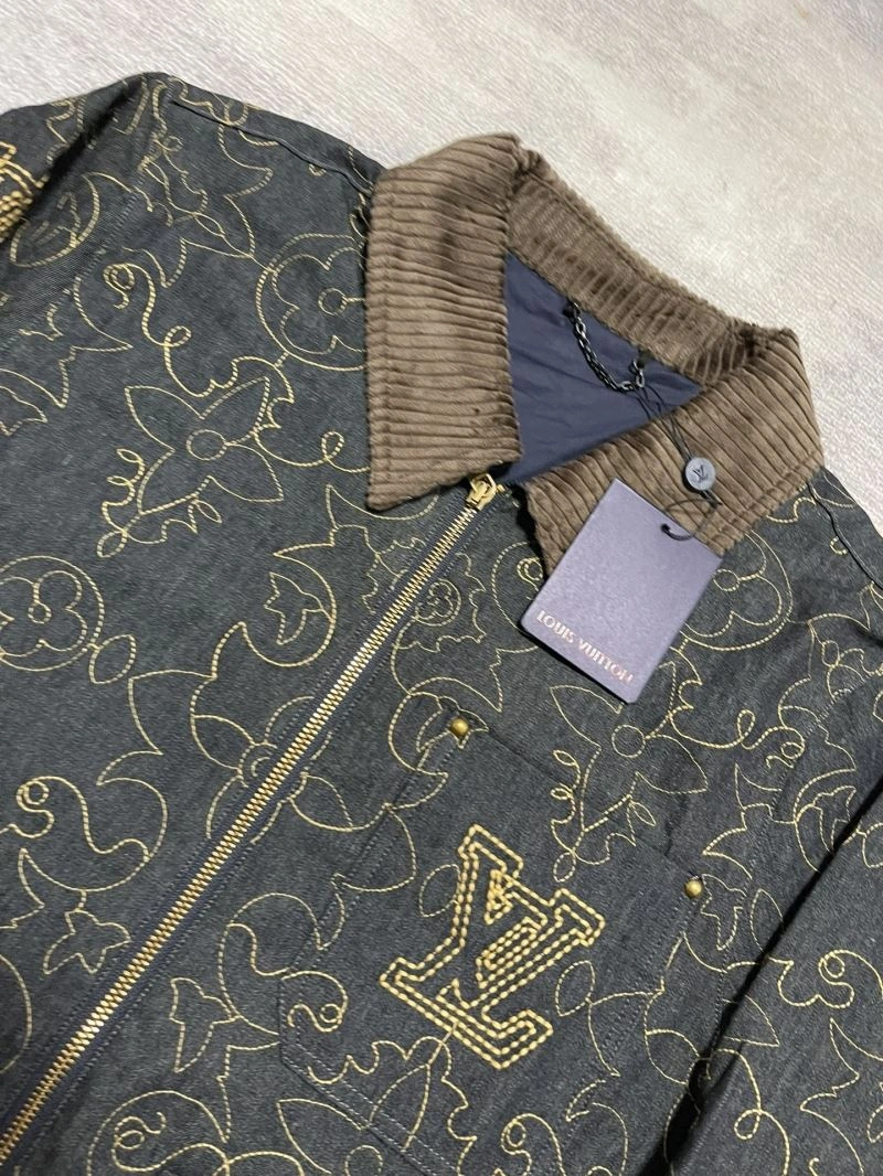 Bargain Louis Vuitton Outwear