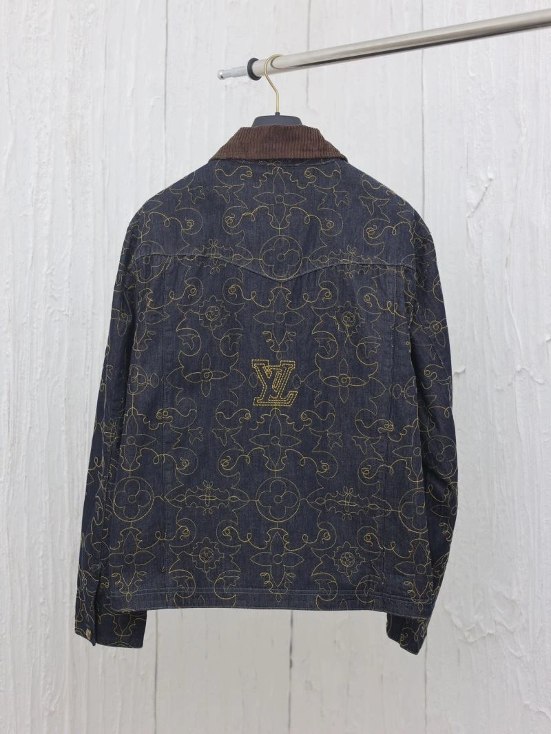 Top mirror Louis Vuitton Outwear