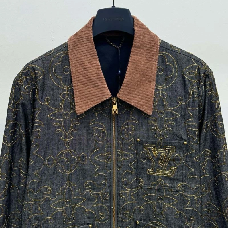 Legit Louis Vuitton Outwear
