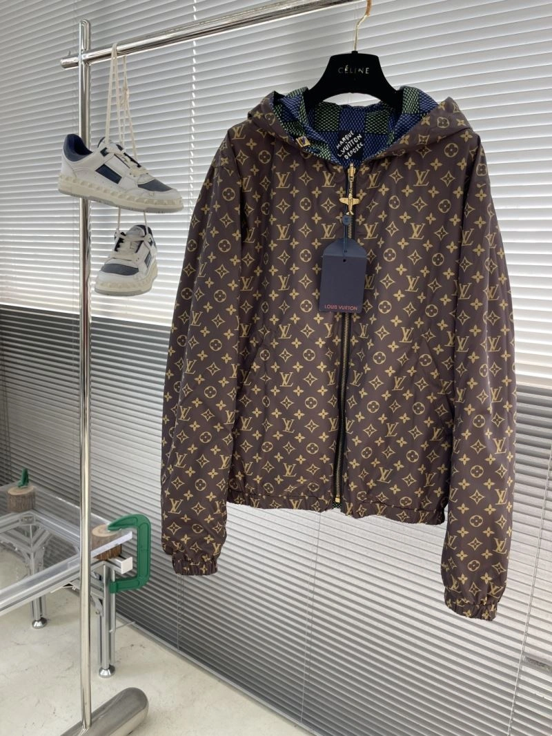 Top match Louis Vuitton Outwear