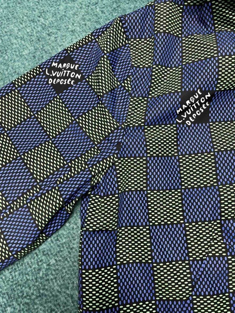 Top match Louis Vuitton Outwear