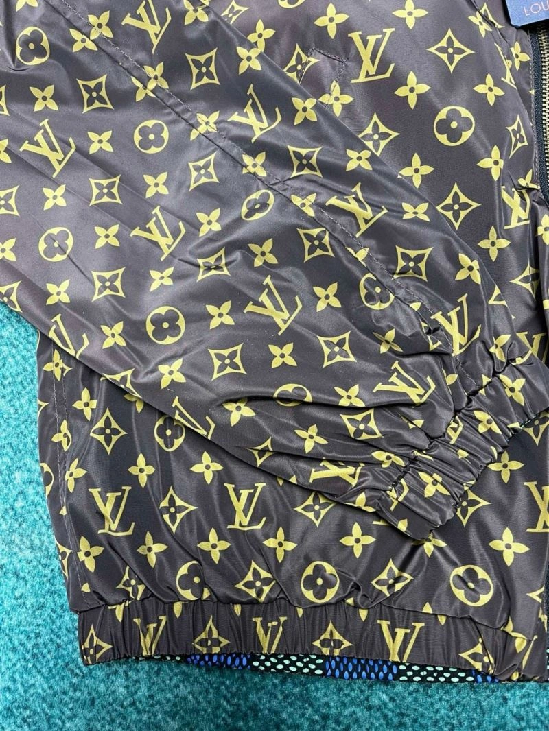 Top match Louis Vuitton Outwear