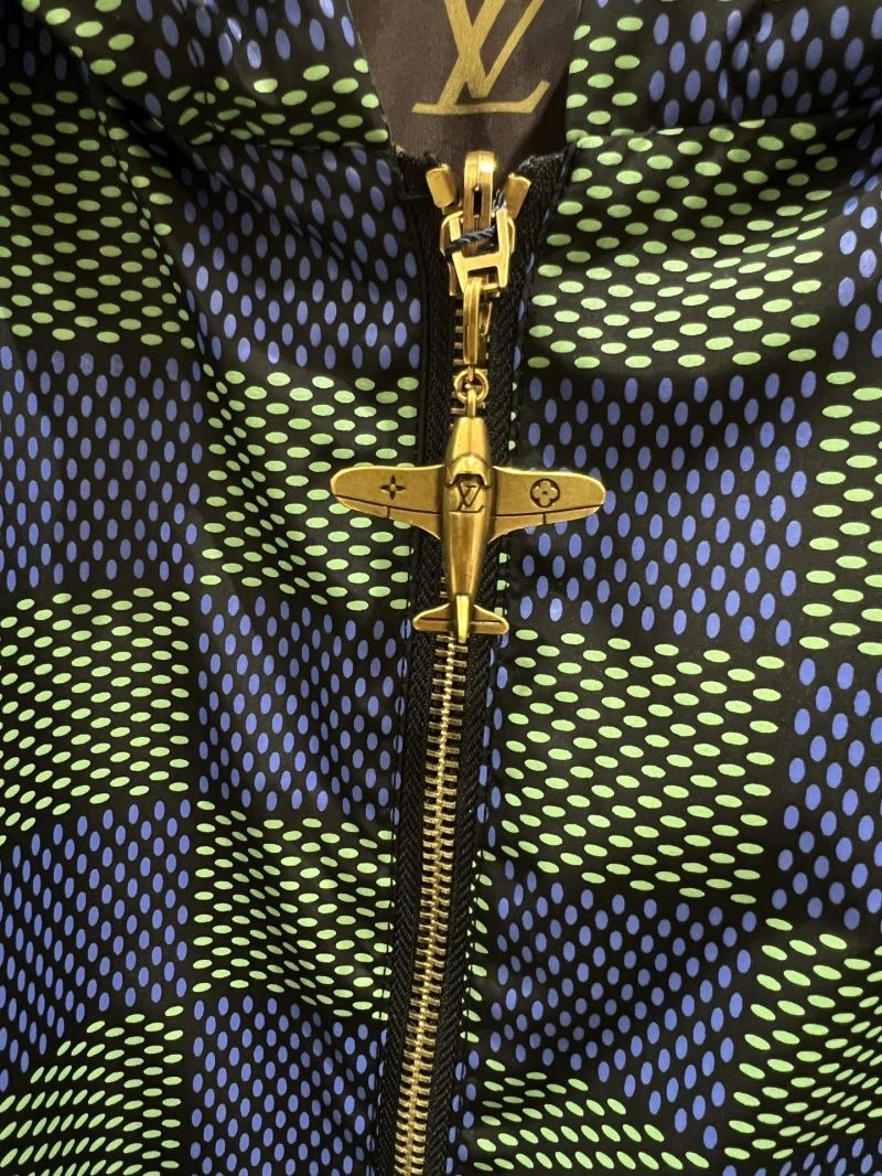 High accuracy Louis Vuitton Outwear