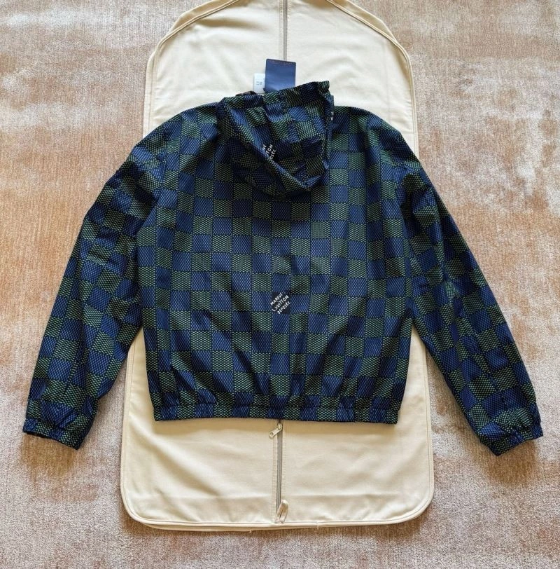 Legit Louis Vuitton Outwear
