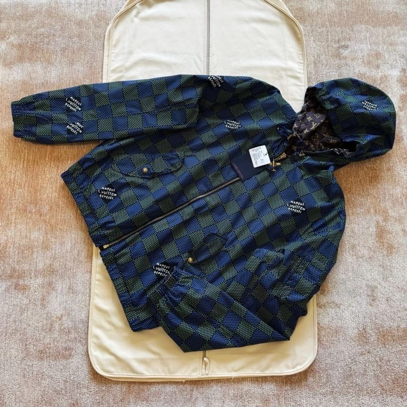 Legit Louis Vuitton Outwear