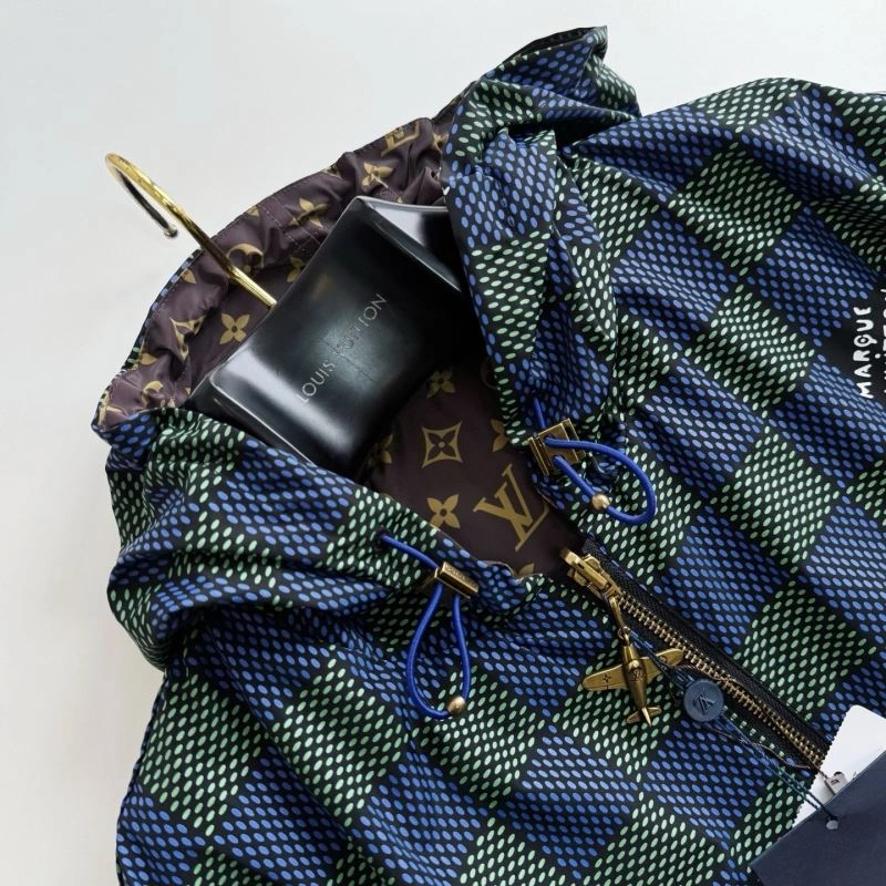Legit Louis Vuitton Outwear