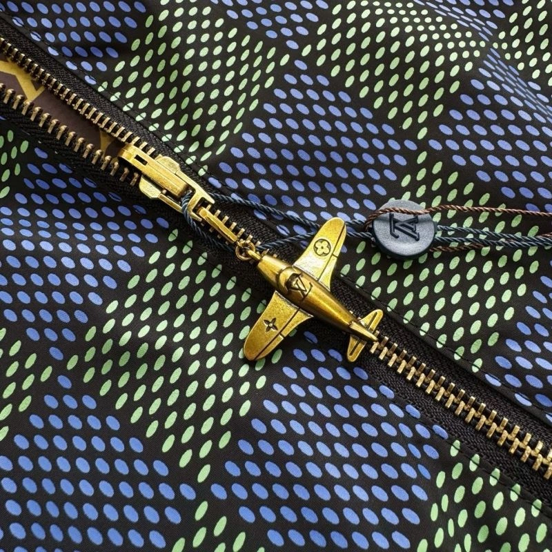 Legit Louis Vuitton Outwear